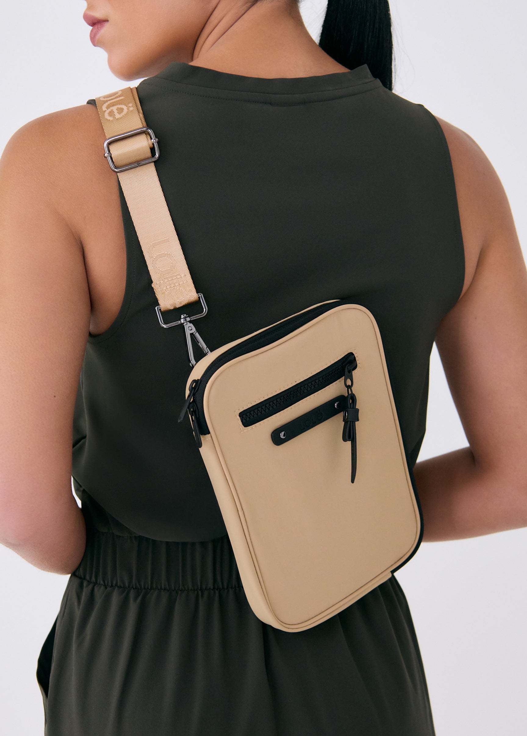 Concorde Convertible Bag - Ultimate Versatility – Lole